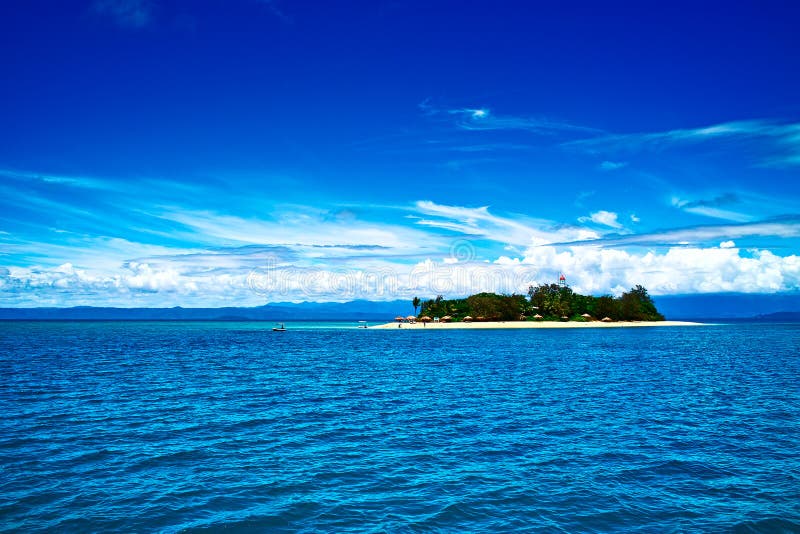 Low Island of Great Barrier Reef Stock Photo - Image of beach ...
