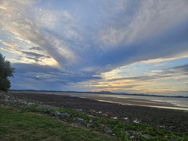 Low Tide at David Cheong Park Mackay Stock Photo - Image of dawn ...