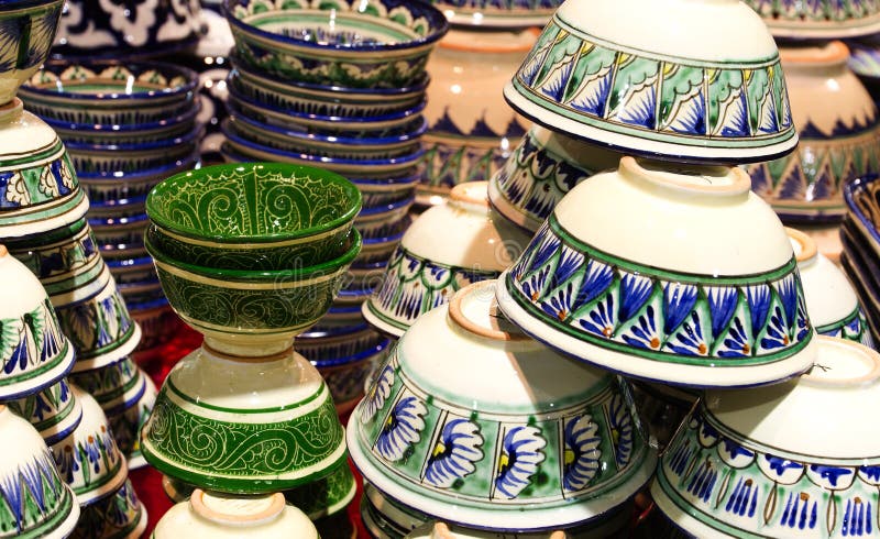 Loza Tradicional Hecha a Mano Imagen de archivo - Imagen de loza ...
