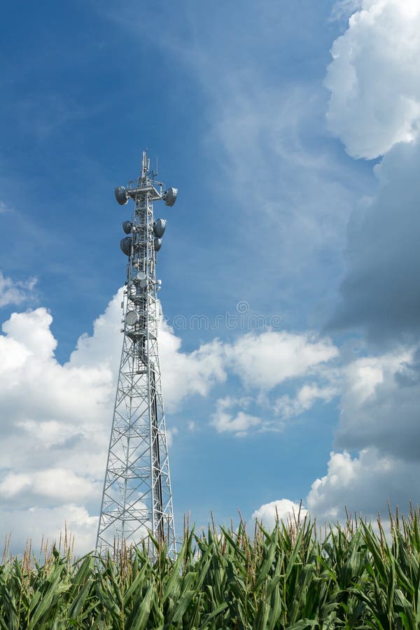 LTE Base Station stock image. Image of antenna, technology - 32638865