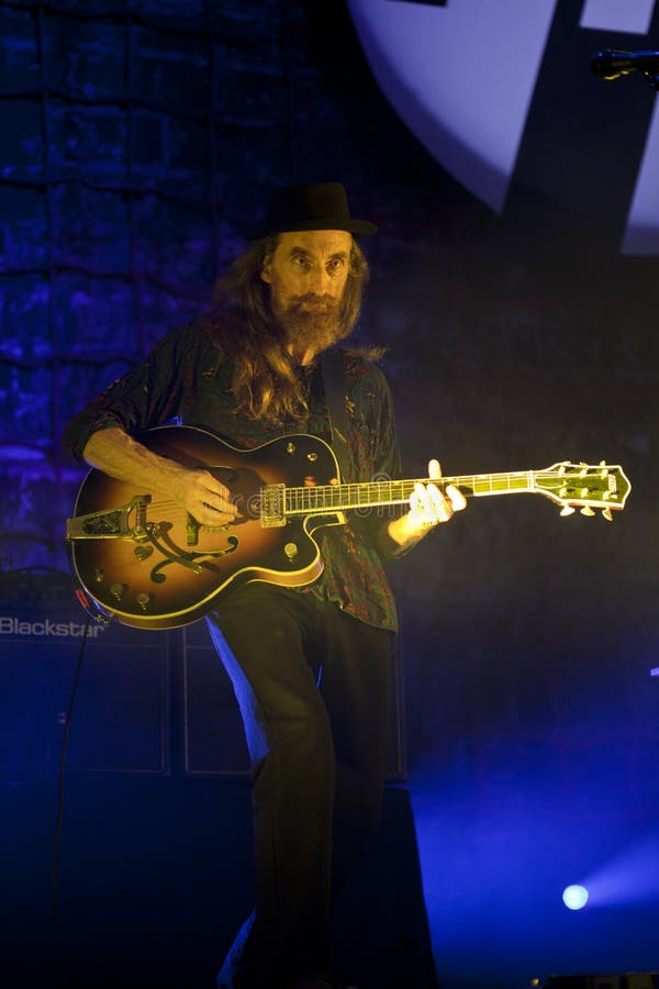 Lu Edmunds editorial photo. Image of john, story, azzano - 20257966