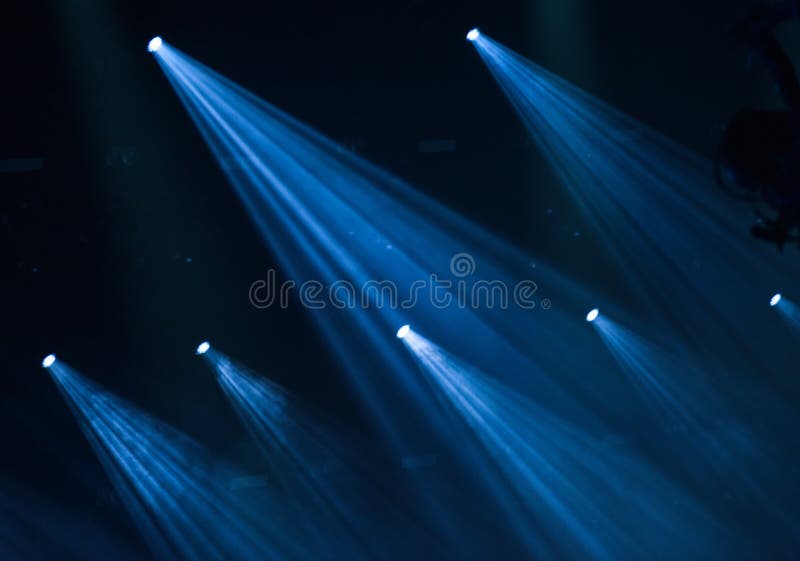 Luces azules de la etapa foto de archivo. Imagen de nightlife - 107554902