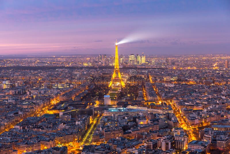 Luchtnachtmening Van Parijs, Frankrijk Stock Afbeelding - Image of ...