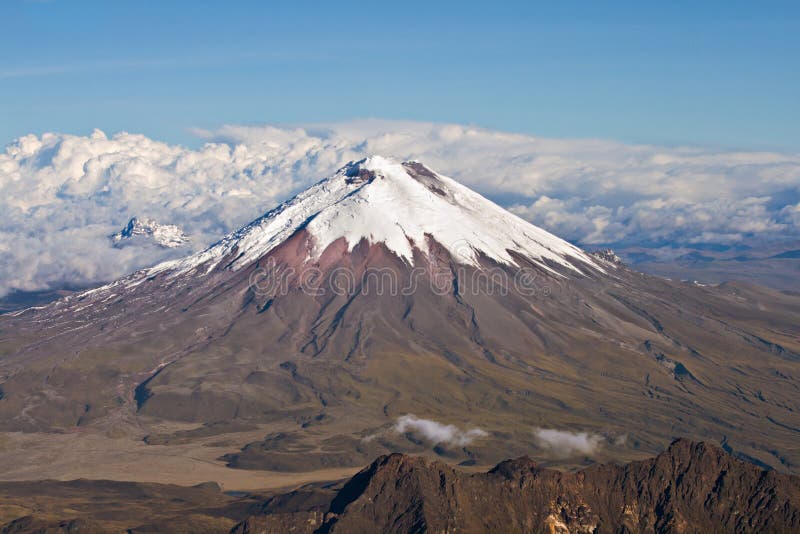 Luftaufnahme Des Cotopaxi-Vulkans, Ecuador Stockfoto - Bild von aktiv ...