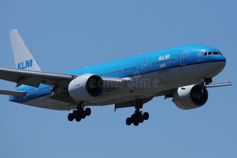 Lufthansa Airplane on Blue Sky Editorial Stock Image - Image of depart ...