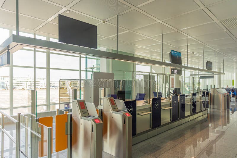 MUNICH - SEPTEMBER 7: Closed Lufthansa Boarding Gate in Terminal 2 of ...