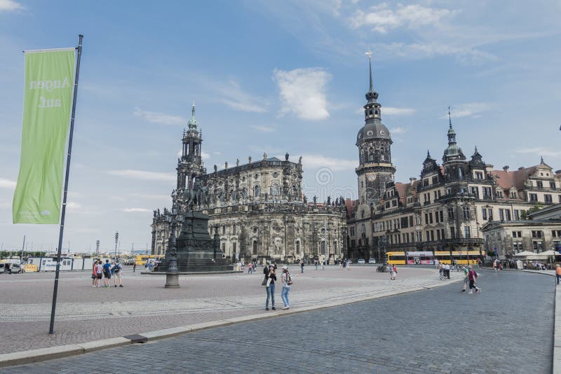 Lugar de Drezden imagen de archivo editorial. Imagen de santo - 95360669