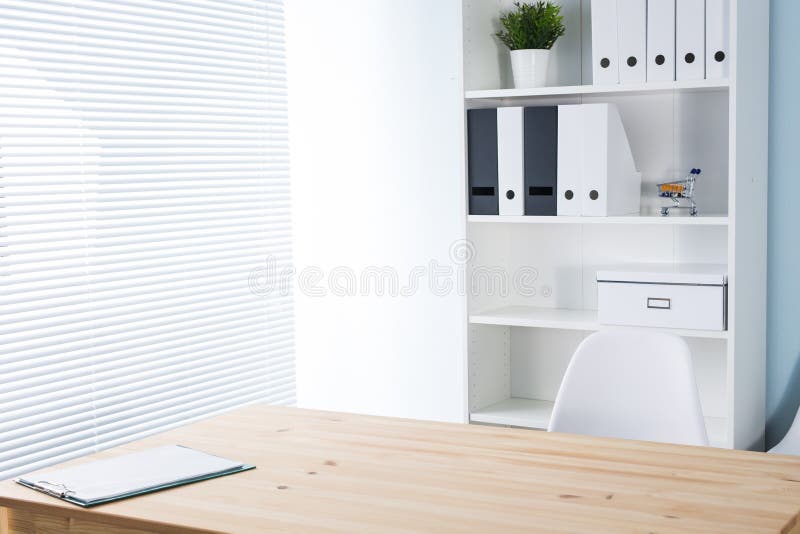 Lugar De Trabajo De Oficina. Trabajo Negocio Y Minimalismo Concepto ... Lugar De Trabajo De Oficina. Trabajo Negocio Y Minimalismo Concepto ...