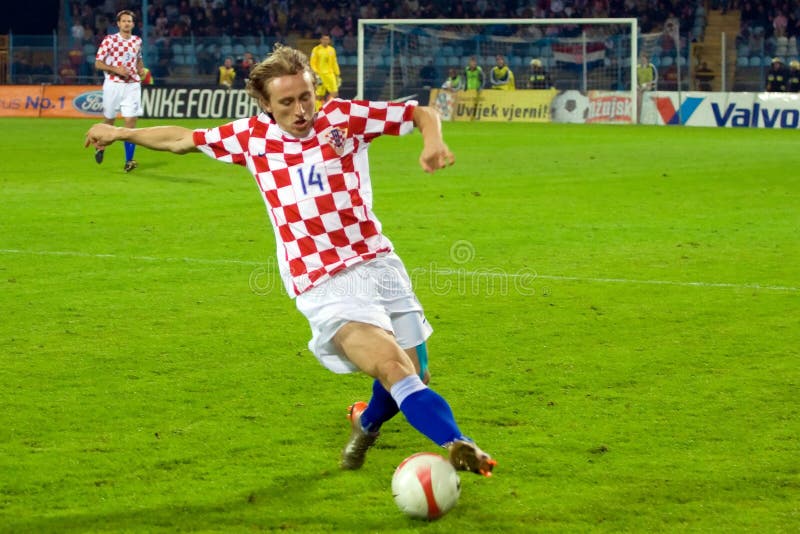 Luka Modric soccer player editorial stock image. Image of dribble - 6202914