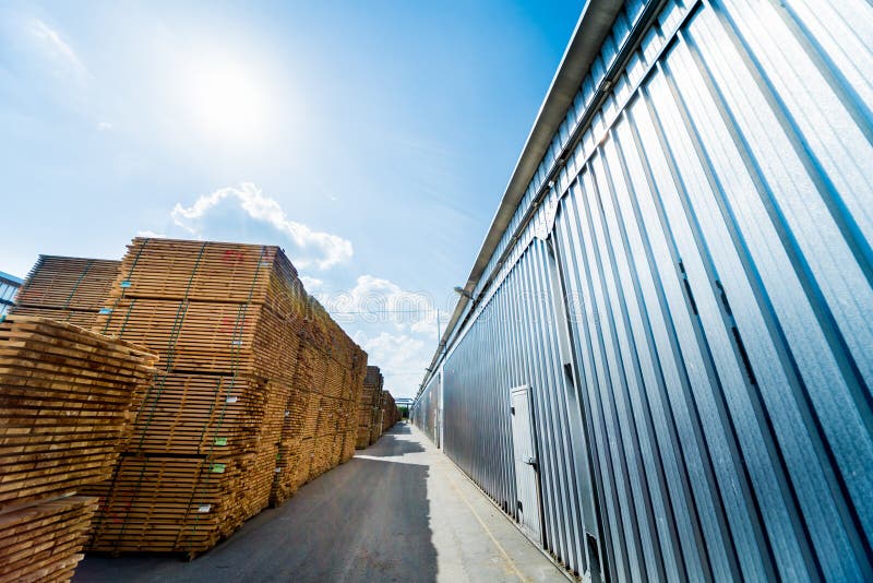 Lumber Ready for Loading into a Dry Kiln. Wood Drying in Containers ...