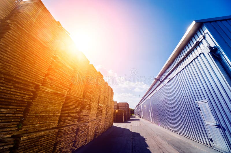 Lumber Ready for Loading into a Dry Kiln. Wood Drying in Containers ...