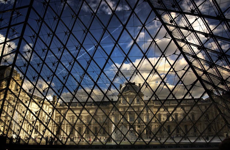 Lumbrera fotografía editorial. Imagen de iluminado, fachada - 12334992