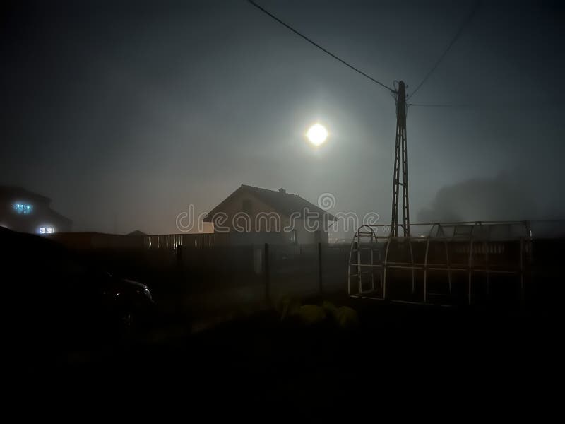 Lunar Corona ,Halo Optical Phenomenon - Halo Around the Moon Stock ...