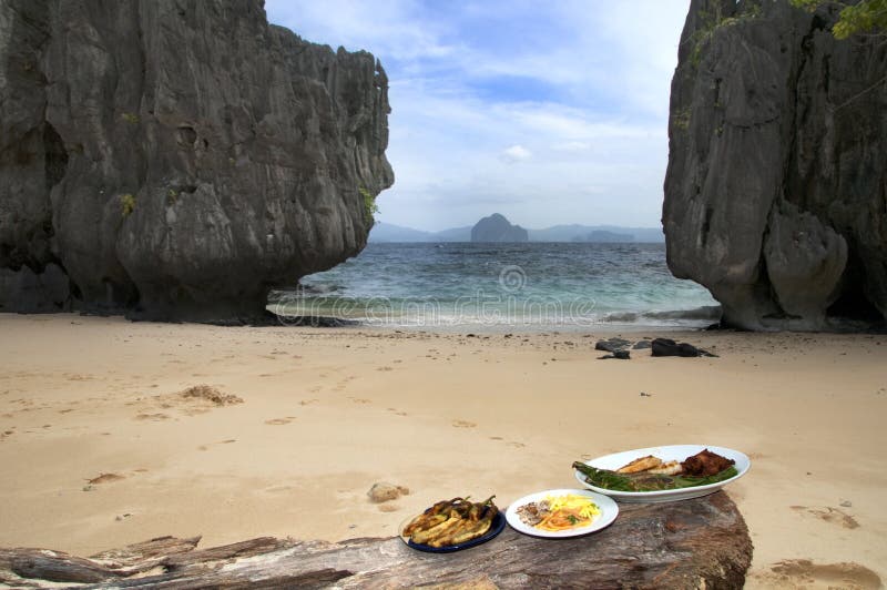Lunch at the beach stock photo. Image of fruit, dish - 11293392