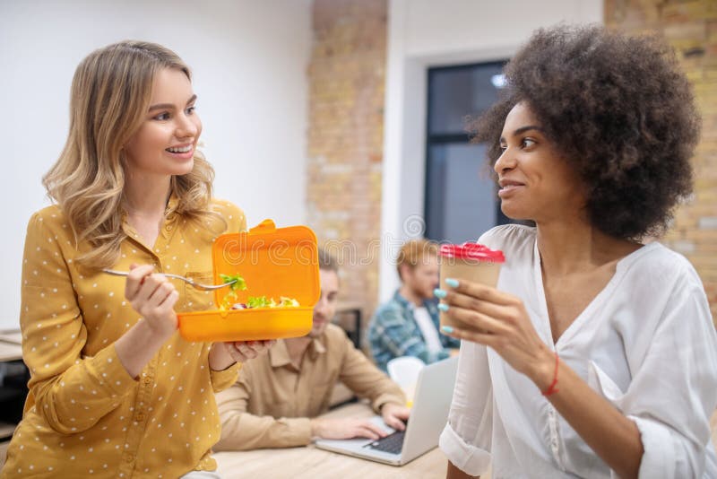 Colleagues Eating Healthy Lunch Stock Image - Image of outdoor ...