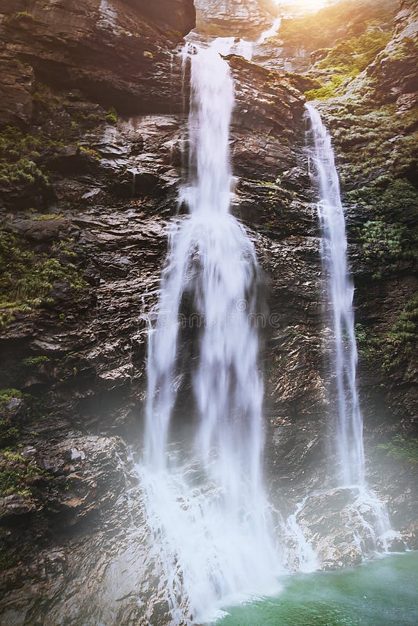 Lushan Waterfall stock image. Image of spotn, mist, travel - 155485601