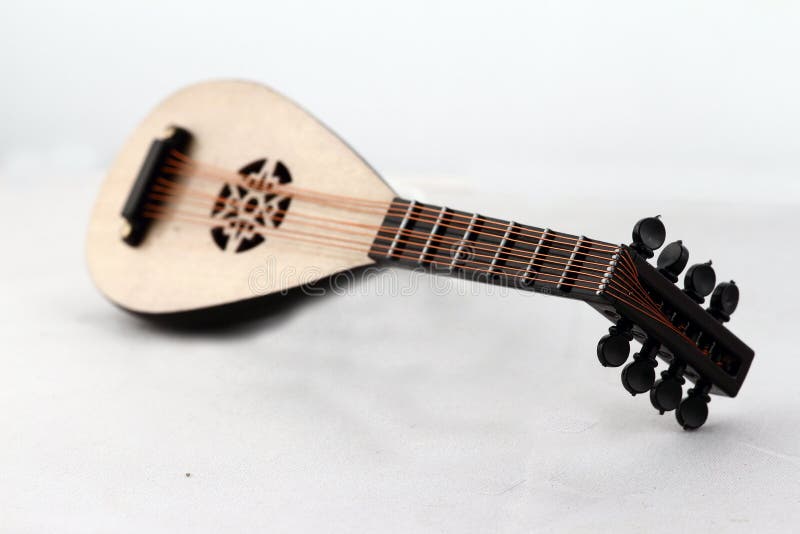 Luth photo stock. Image du jouet, musique, luth, modèle - 60191850