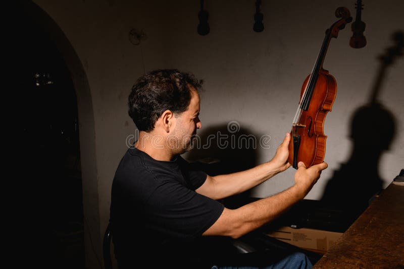 Luthier in His Workshop Making a Violin Stock Image - Image of male ...