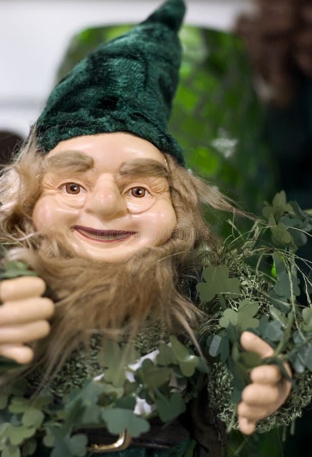Leprechaun image stock. Image of chanceux, lames, lutin - 76359