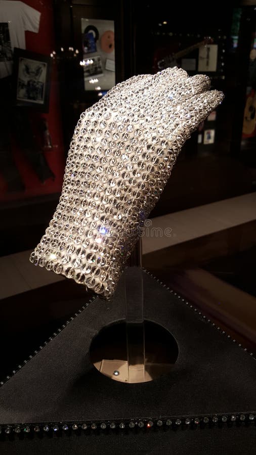 A luva de Michael Jackson foto de stock. Imagem de sequestrado - 55871000