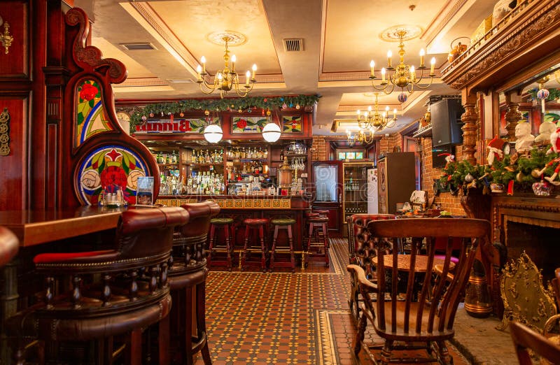Luxurious Interior of Traditional English Restaurant Stock Photo ...