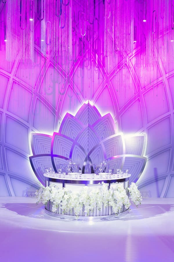 Luxurious Wedding Presidium in White with Silver Elements. Stock Image ...