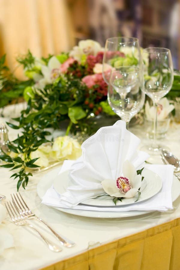 Wedding Table Setting stock photo. Image of inside, flower - 5341050