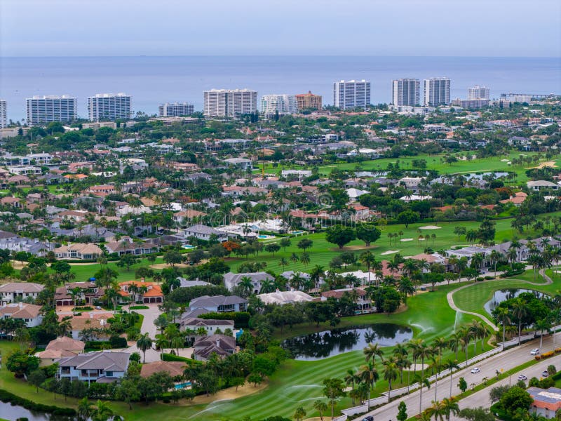 Luxury Homes in Boca Raton Florida Stock Illustration - Illustration of ...