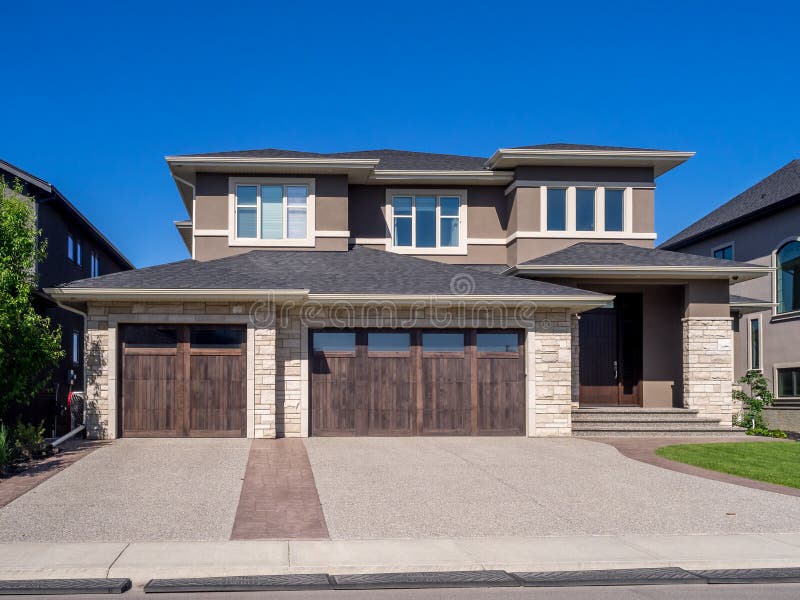 Luxury house, Calgary stock image. Image of facade, house - 73175927