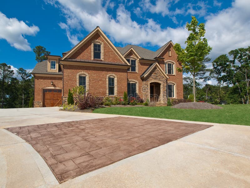 Luxury Model Home Exterior Stone Driveway Stock Image - Image of ...
