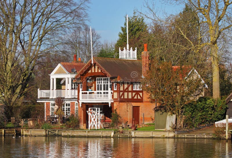 Luxury Riverside House stock image. Image of riverside - 12326595