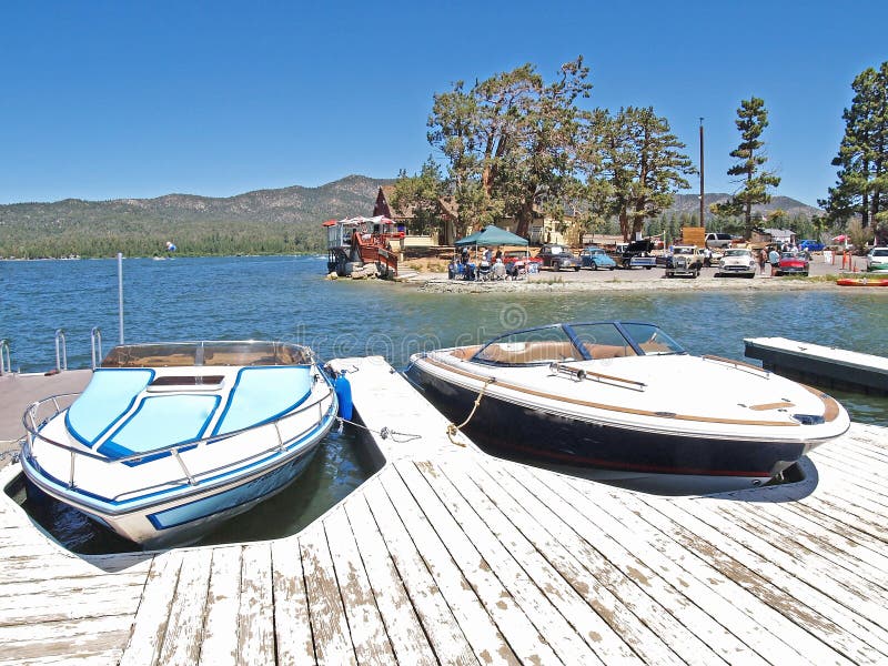 Chris Craft Speed Boat stock image. Image of retro, teak - 28880651