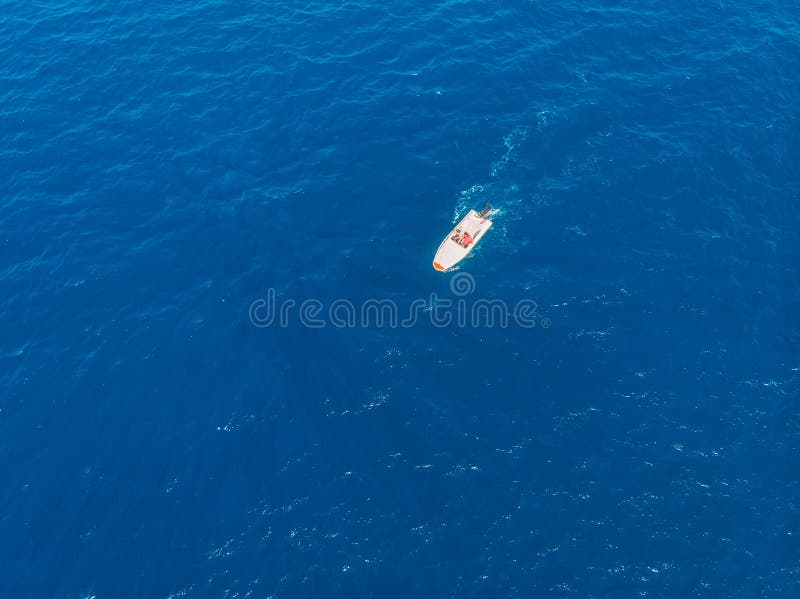 Luxury Speed Motor Boat. Clear Blue Turquoise Water Stock Photo - Image ...