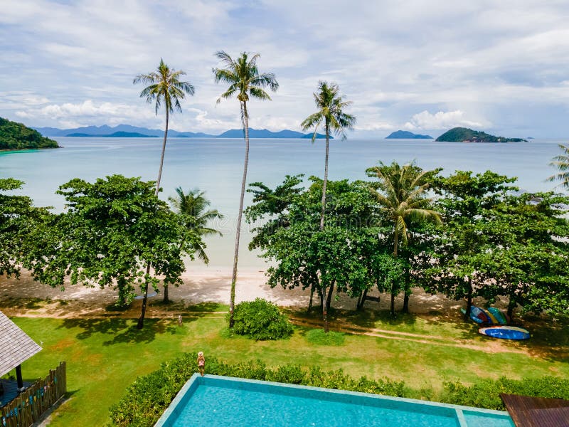 Luxury Swimming Pool on a Tropical Island Stock Image - Image of tree ...
