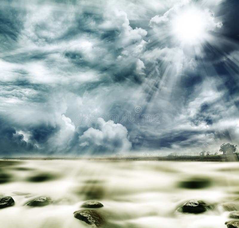 Luz del sol foto de archivo. Imagen de escénico, brillante - 33712636