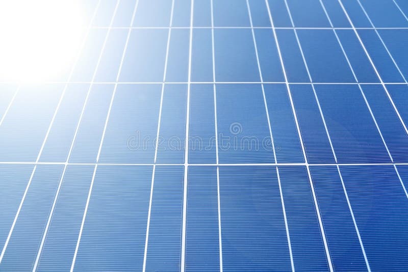 Luz Del Sol En Los Paneles Solares Foto de archivo - Imagen de modelo ...