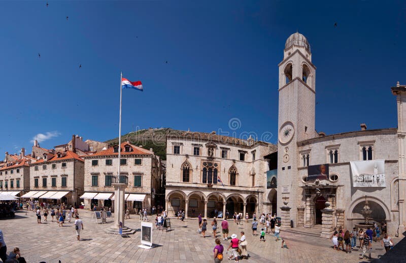 Luza Square in Dubrovnik editorial photography. Image of horizon - 28848777