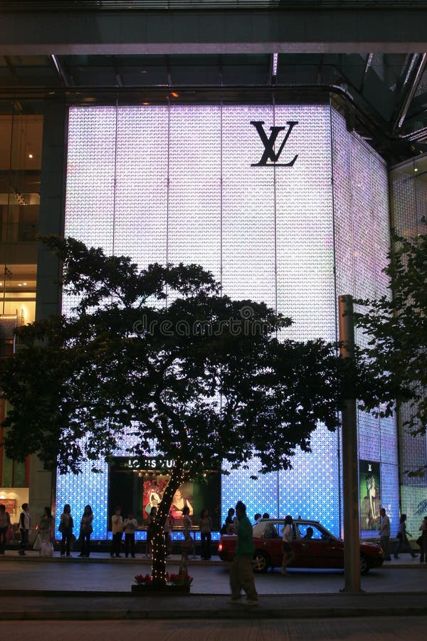 LV Store at Shopping Mall in CWB 8 Oct 2005 Editorial Photo - Image of ...