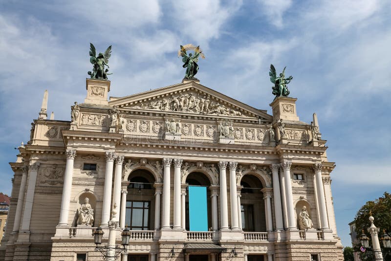 Lviv Opera House in Ukraine Stock Photo - Image of theatre, sculpture ...