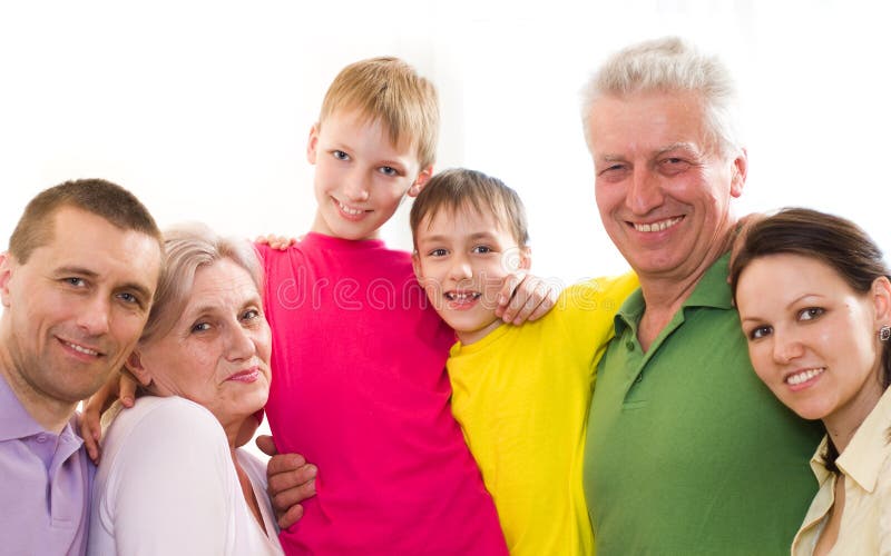 Lycklig Familj Av Sex Folk Arkivfoto Bild Av Farfar 14512564