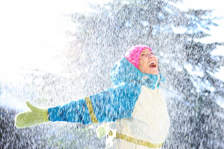 Glad vinter fotografering för bildbyråer. Bild av glasera - 37089965