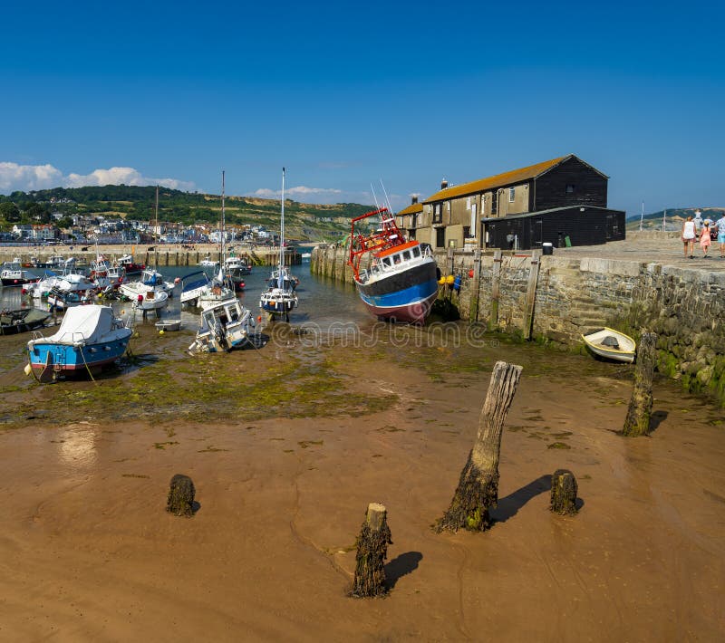 Lyme Regis Harbour and Cobb Stock Photo - Image of groyne, england ...