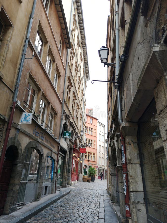 Shops in Lyon editorial photo. Image of shops, lyon - 103786581