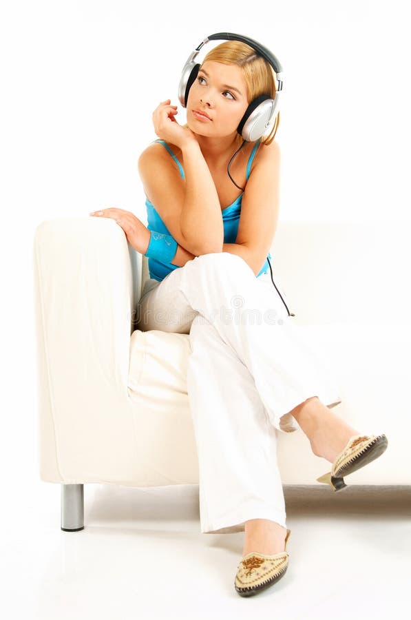 Lyssna på musik arkivfoto. Bild av musik, vuxen, hör, nätt - 809006