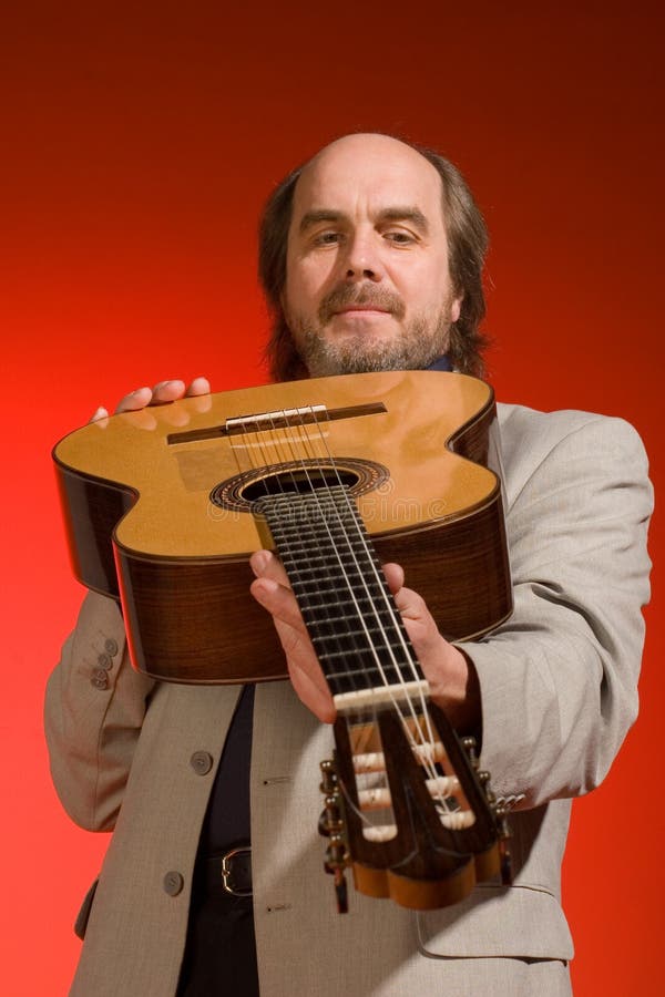 Músico imagen de archivo. Imagen de hombres, instrumento - 377827