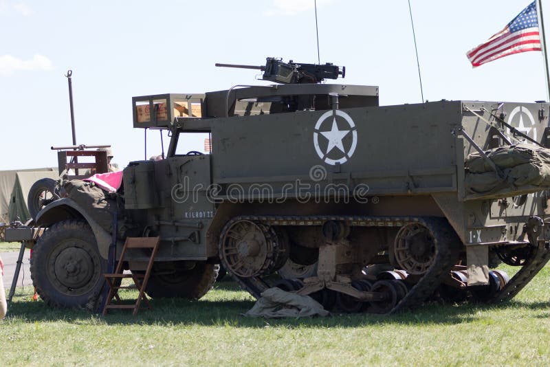 M-3A1 Halftrack-APC stock afbeelding. Image of sterk - 58592059