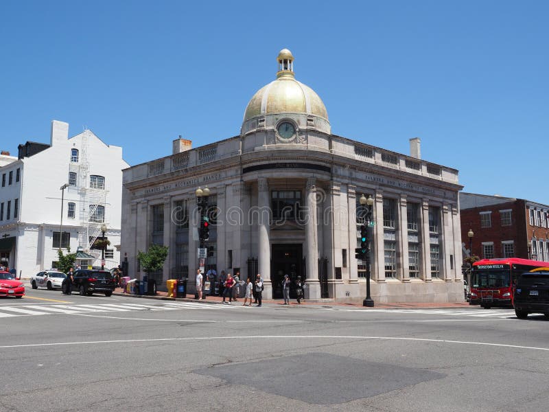 M ST NW Intersection with Wisconsin Ave NW in Georgetown. Editorial ...