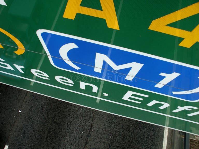M1 sign stock image. Image of gantry, road, signage, green - 1062049