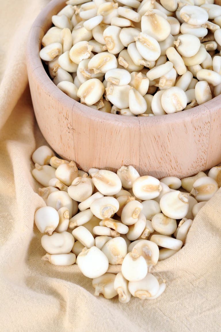 262 Maíz Blanco Gigante Fotos de stock - Fotos libres de regalías de ...