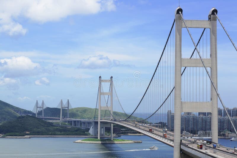 Tsing Ma Bridge in Hong Kong Stock Afbeelding - Image of snelheid, brug ...